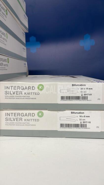 Lot of 7 Maquet Vascular Grafts Intergard - Straight 12mm x 20cm and 2 Maquet Vascular Grafts ...