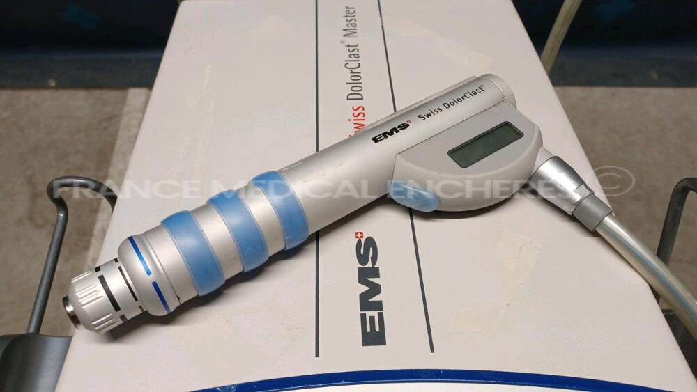 EMS Swiss Pain Therapy DolorClast Master (No power) *dy00240* - 4