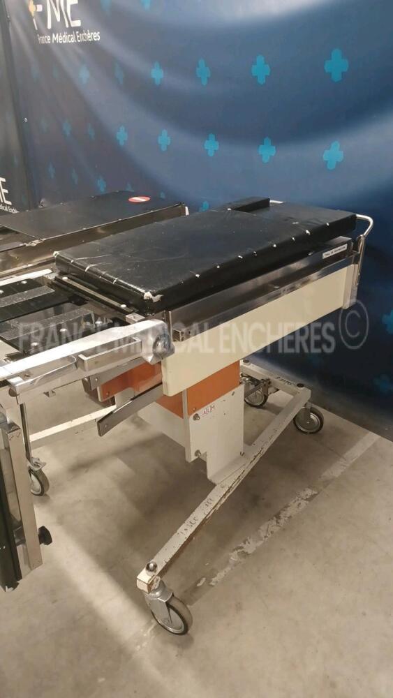 Lot of 1x ALM Operating Table and 1x Unknown Made Operating Table - 4