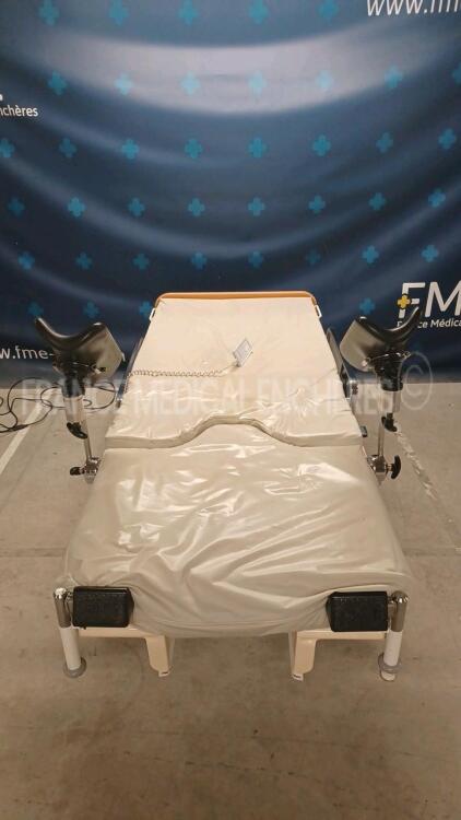 Merivaara Birthing Bed Optima w/ Remote Control (Powers up)