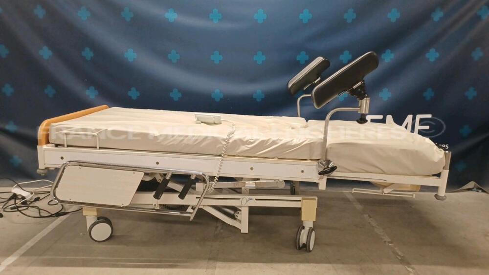 Merivaara Birthing Bed Optima w/ Remote Control (Powers up) - 2