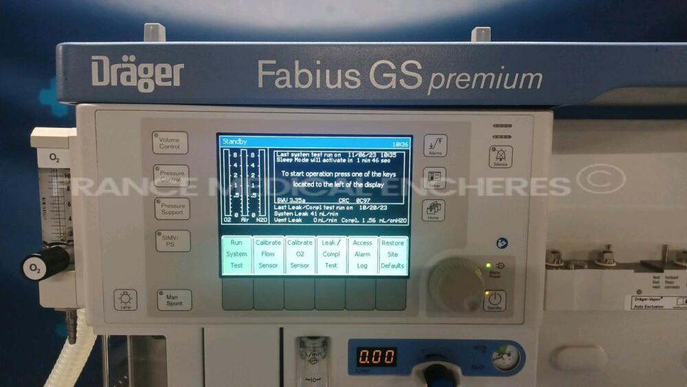 Drager Ventilator Fabius GS premium - YOM 2015 - S/W 3.35 - 29 722 hours - (Powers up) *ashc0142 ...