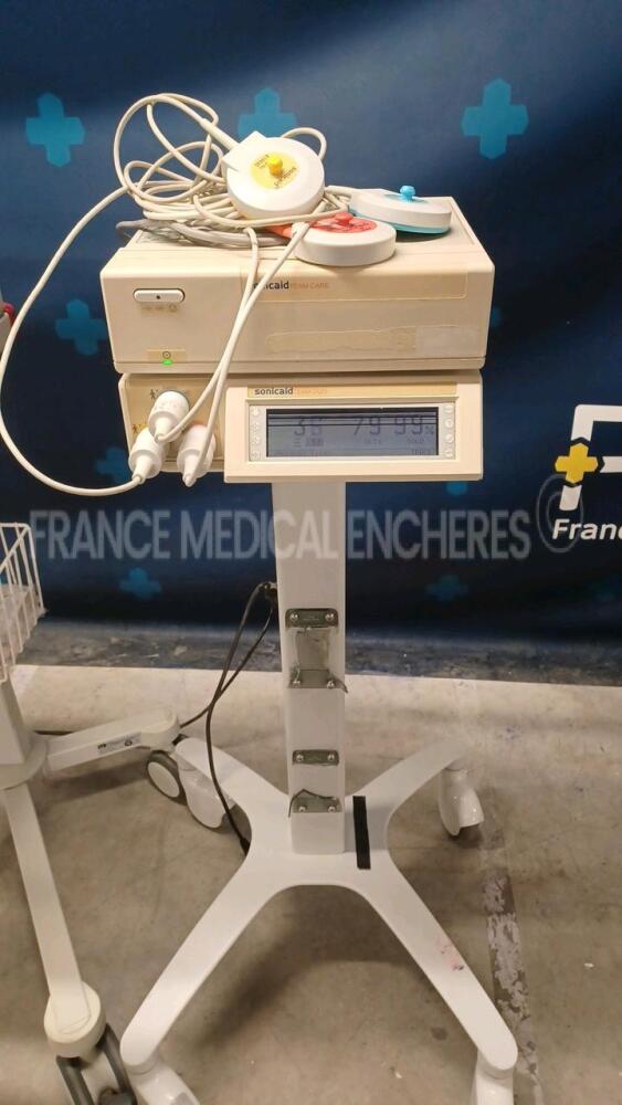 Lot of 1x Schiller ECG AT-102 w/ ECG Sensors and 1x Sonicaid Fetal ...