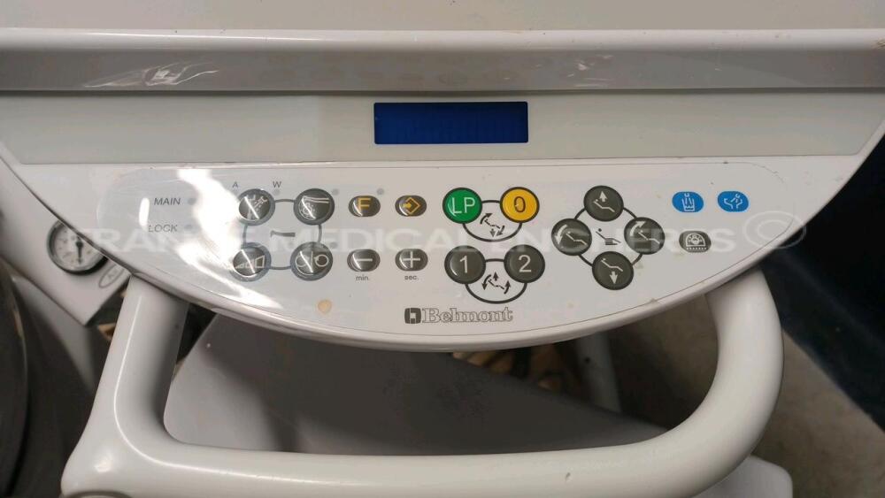 Belmont Dental Chair Clesta 2 - YOM 2012 with handpieces MiniMate and ...