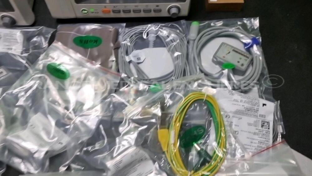 2 x EDAN iM50 Touch Screen Patient Monitors (Like New In Box) Including ...