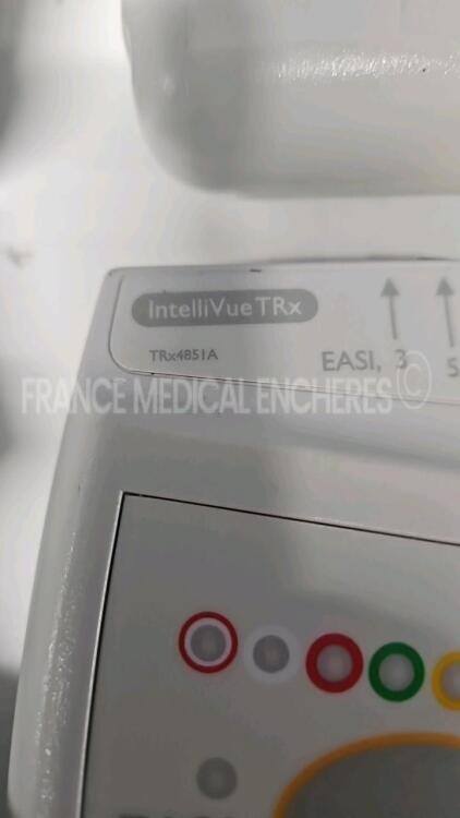 Lot of 8 x Philips Telemetry IntelliVue TRX Plus and 5 Philips ...