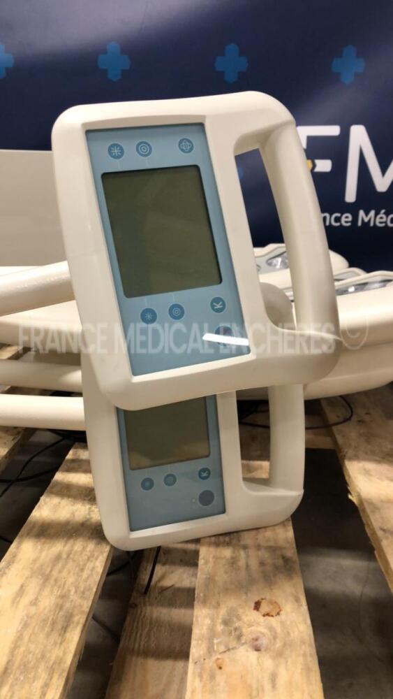 KLS Martin Double Dome LED Operating Light marLED V10 & V16 - YOM 2011 - 3