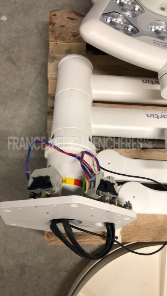 KLS Martin Double Dome LED Operating Light marLED V10 & V16 - YOM 2013 - 4